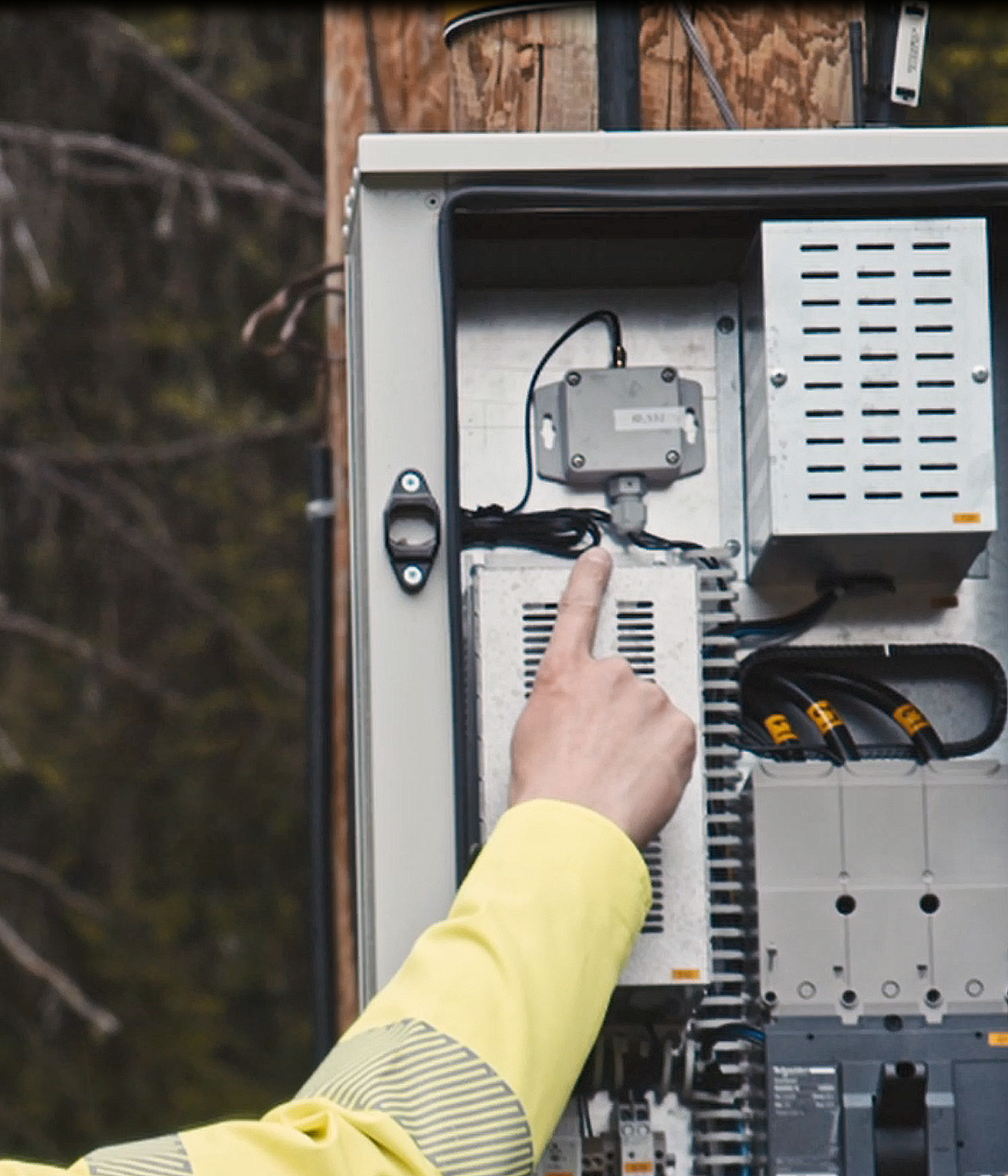 Näin Digitan IoT -ratkaisut auttavat sähköverkkoyhtiöitä automatisoimaan prosessejaan | Digita